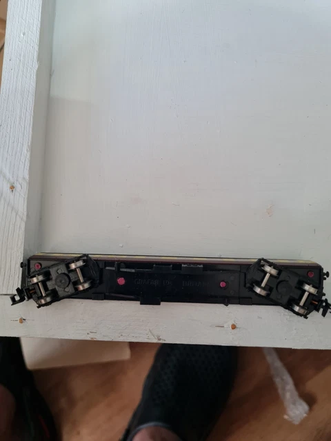 GRAHAM FARISH N Gauge Corridor Carriage £10.80 - PicClick UK