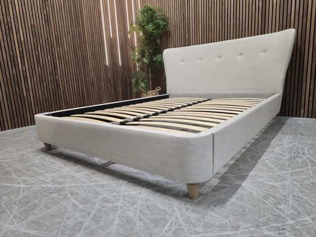 LOAF SMOKE KING Size Bed Frame In Thatch House Fabric RRP-£1295 £895.00 ...