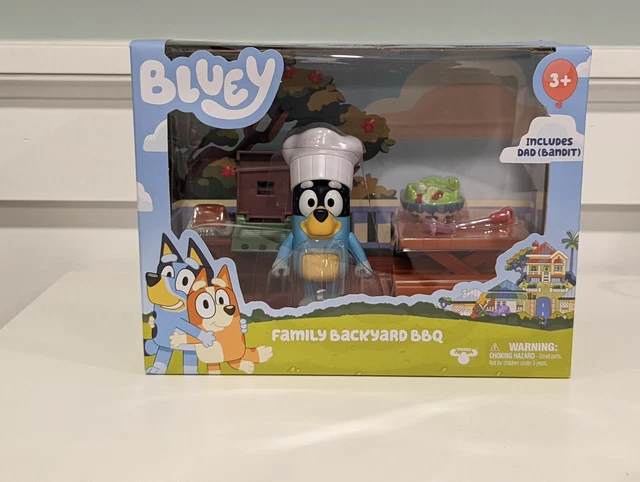 DISNEY BLUEY FAMILY Backyard BBQ Play Set Dad Bandit Picnic Table Grill ...