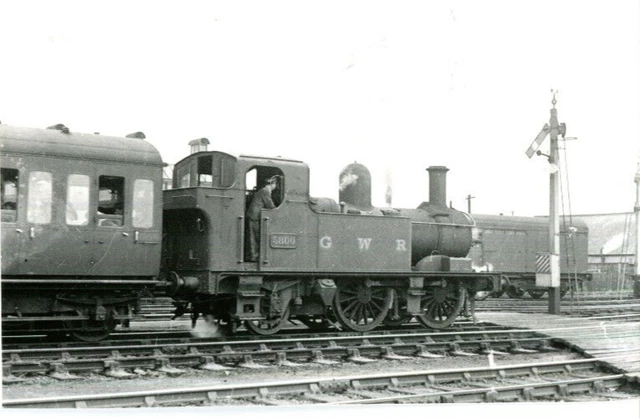 RAILWAY PHOTO GWR 58XX Class 0-4-2T No 5880 at Swindon 1957 by ...