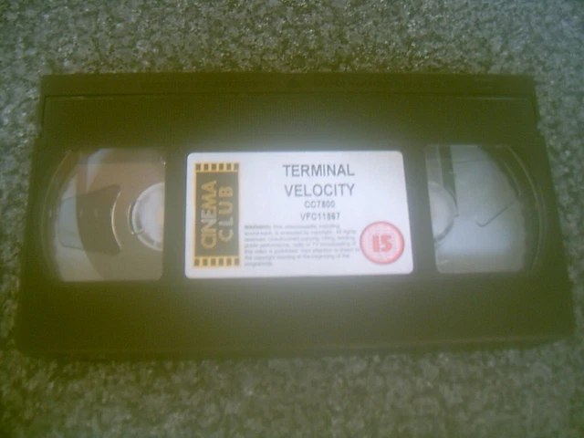 TERMINAL VELOCITY MOVIE-VHS TAPE-CHARLIE SHEEN-videotape only £1.00 ...