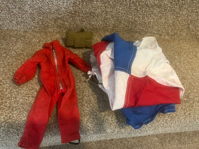 VINTAGE ACTION MAN 1st Issue 1969 Red Devil Parachutist Parachute £15. ...
