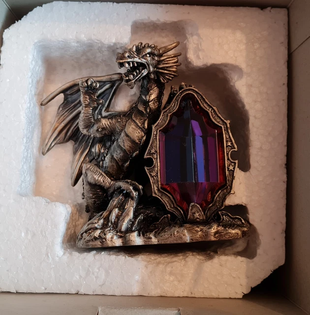 VINTAGE MYTH AND Magic.deflecting The Magic.tudor Mint.model Figure ...