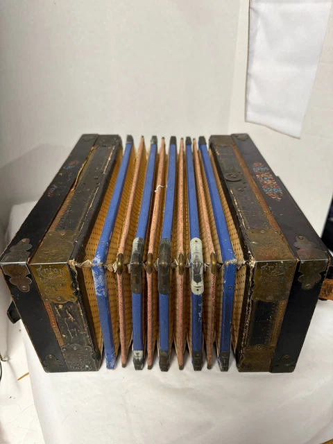 ANTIQUE ARION ACCORDEON Button Accordion –German Squeezebox – Works/As ...