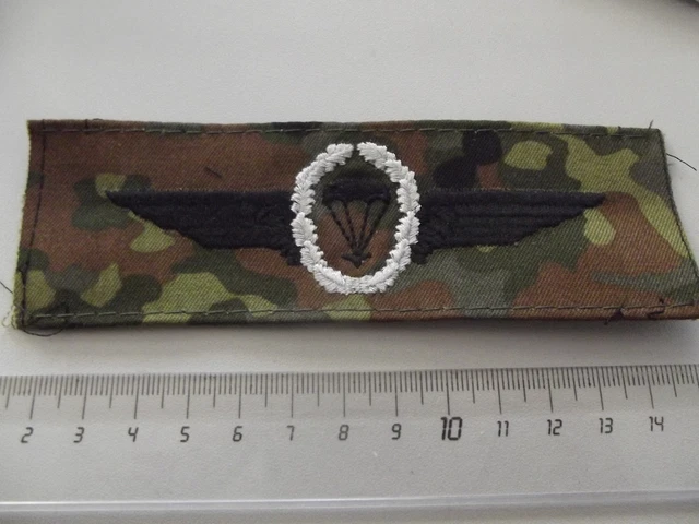 (A12-AD14) GERMAN ARMY Paratrooper Cloth Badge Silver Jumper Badge £6. ...