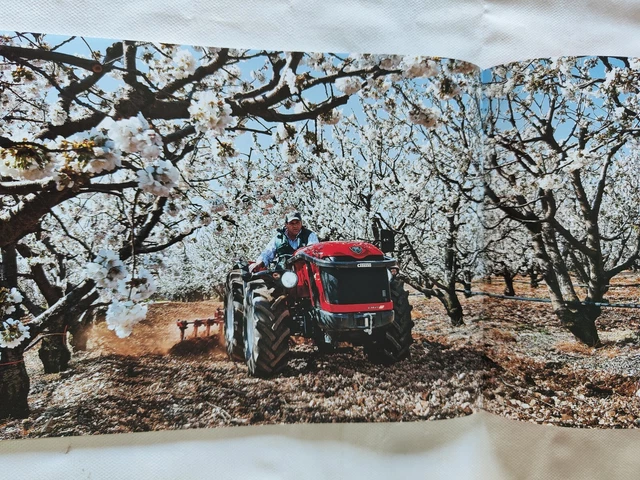 TRACTEUR ANTONIO CARRARO TGF 8900 R Prospectus Brochure EUR 6,00 - PicClick FR