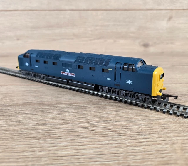 LIMA CLASS 55 Deltic Diesel Loco The Fife & Forfar Yeomanry 9006 Blue ...