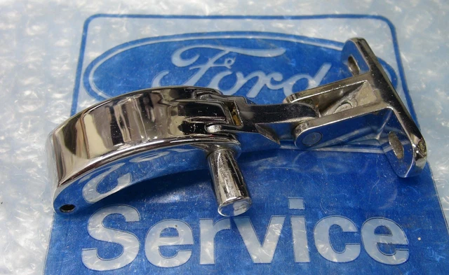 ANGLIA 105E GENUINE Ford Nos R/H Opening Rear Quarter Vent Window ...