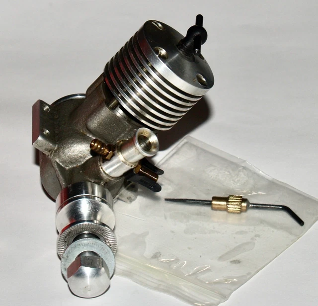 VINTAGE MODEL DIESEL engine - Oliver Tiger Mk III reproduction. £70.00 ...