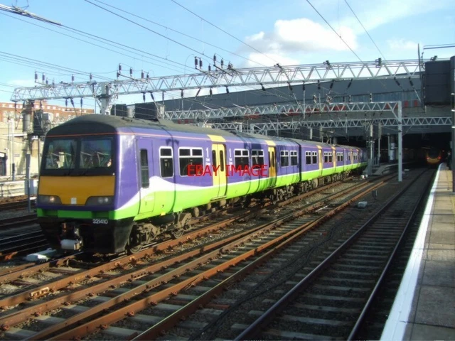 PHOTO CLASS 321 4-Car Emu No 321 410 Leaving Euston For Milton Keynes ...