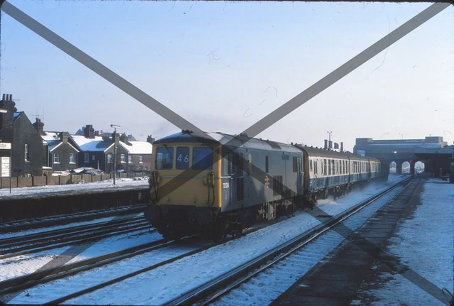 RAILWAY LOCOMOTIVE 35MM Slide – Class 73 124 Passing Tonbridge Station ...
