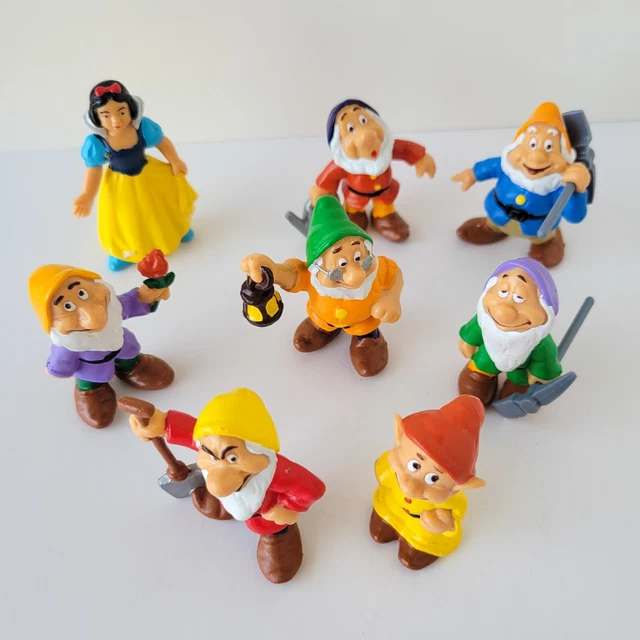 DISNEY BULLY SNOW White Seven Dwarfs PVC Figures 2” 1982 Vintage Set of ...