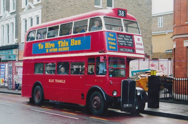 BUS PHOTO OF A London Blue Triangle Aec Rt Photograph Rt3062 Picture ...