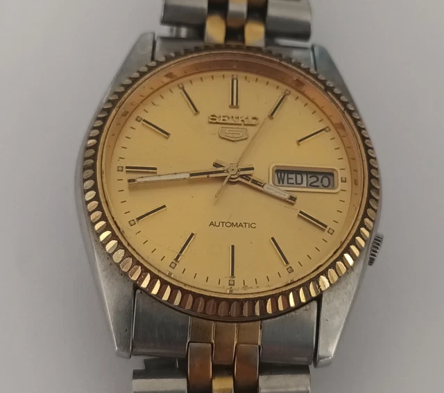 SEIKO 5 DAY Date Automatic 1979 Serial Number 934261 Movement 7009 EUR ...