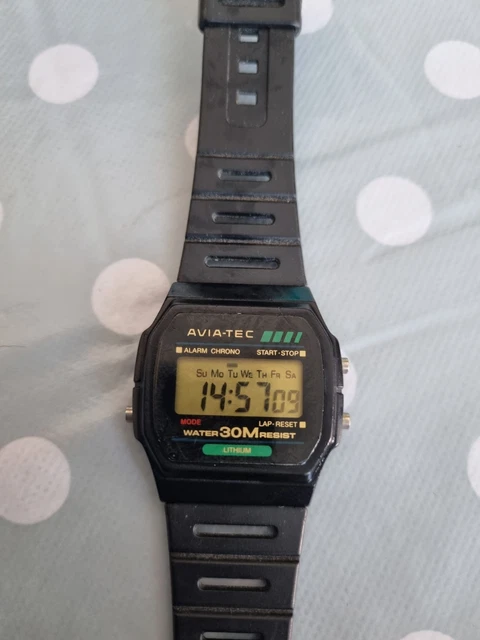 AVIA-TEC MEN'S VINTAGE Digital Watch Working. 30M Water Resistant ...