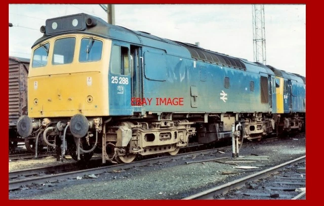 PHOTO CLASS 25 Loco No 25288 (2) £1.65 - PicClick UK
