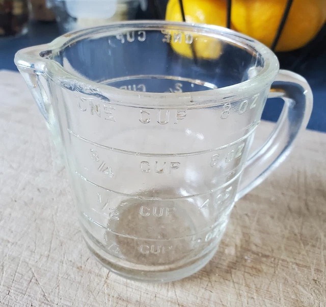 VINTAGE GLASBAKE GLASS Measuring Cup #420 USA Boho Farmhouse Baking 1 ...