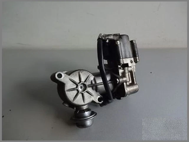 MERCEDES BENZ CGI M271 Hochdruckpumpe Pumpe 2710702201 Original W212 ...