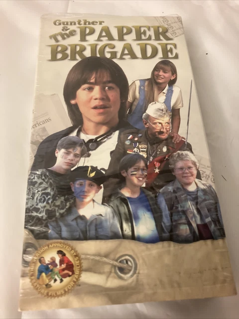 THE PAPER BRIGADE VHS Robert Englund, Kyle Howard £9.72 - PicClick UK