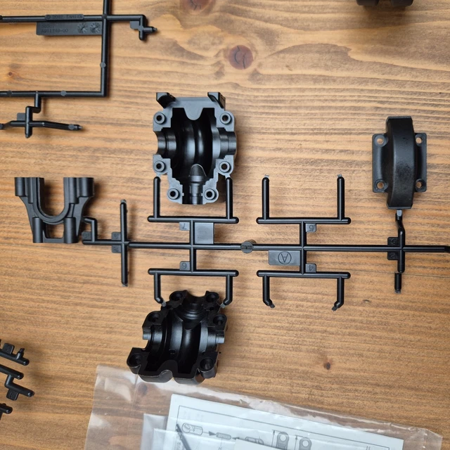 NEW TAMIYA LEONIS DB02 4WD 1/10 58507 spare parts £52.70 - PicClick UK