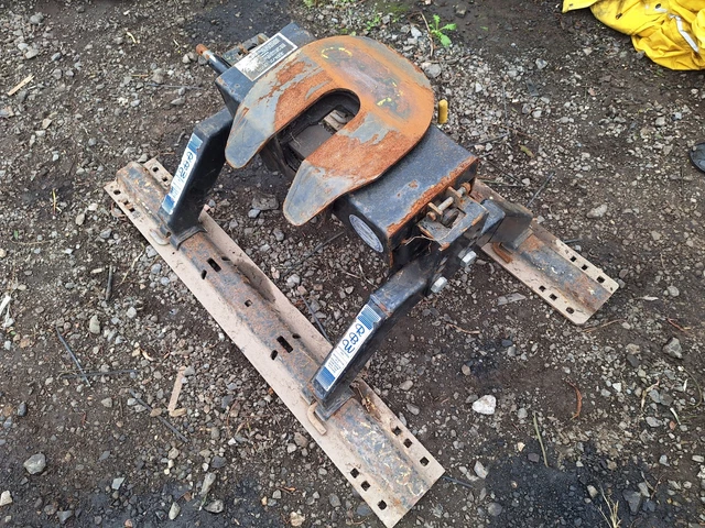 RBW LIL ROCK'R Rocker 5th Wheel Mini Arctic Pick Up Goose Neck Trailer ...
