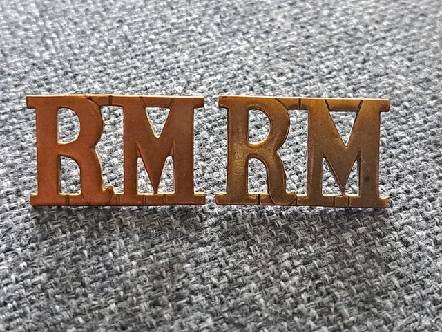 ROYAL MARINES RM Pair Of Large Brass Shoulder Title Badges 1923 - 1958 ...