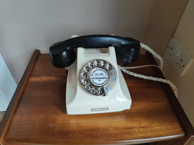 VINTAGE BELL TELEPHONE - MFG Company - Cream with rope cord £52.69 ...