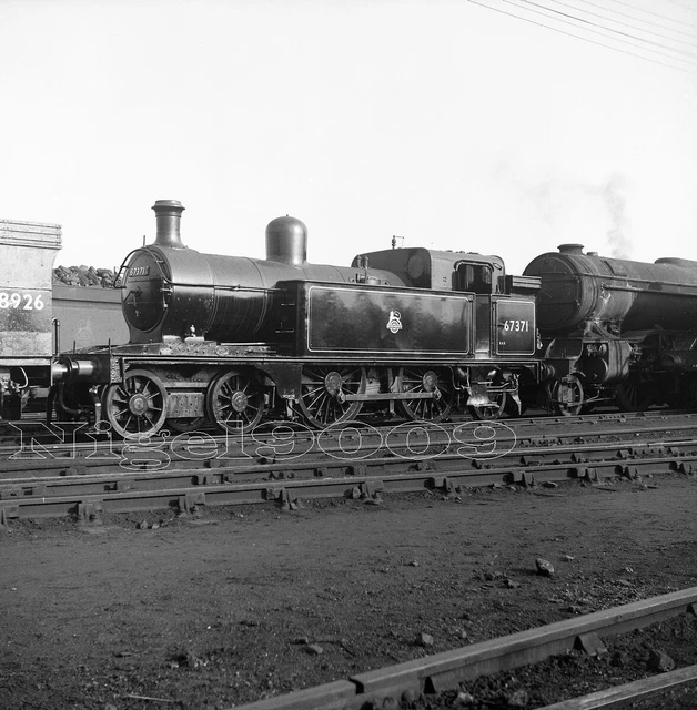 ORIGINAL MEDIUM 6CM x 6cm b&w Negative LNER C12 4-4-2T 67371 Doncaster ...