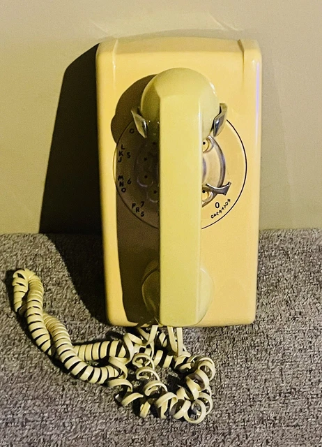 VINTAGE WESTERN ELECTRIC Bell System Yellow Rotary Dial Wall Telephone ...