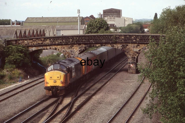 35MM RAILWAY SLIDE - Load Haul Diesel Electric Loco Class 37. 37698 ...