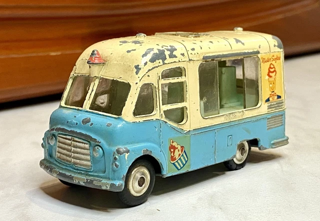 CORGI TOYS N.428 Smith's Karrier Mr Softee Ice Cream Commer Van (1963 ...