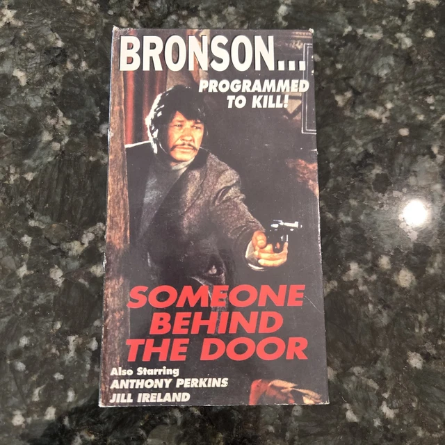 SOMEONE BEHIND THE Door (VHS/EP, 2000) Charles Bronson £2.74 - PicClick UK
