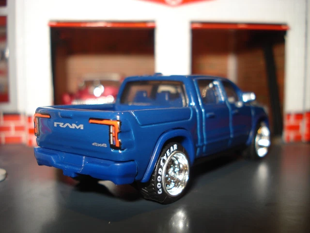 2025 DODGE RAM Rev Pickup Truck Custom Edition 1/64 Mb Custom Chrome ...