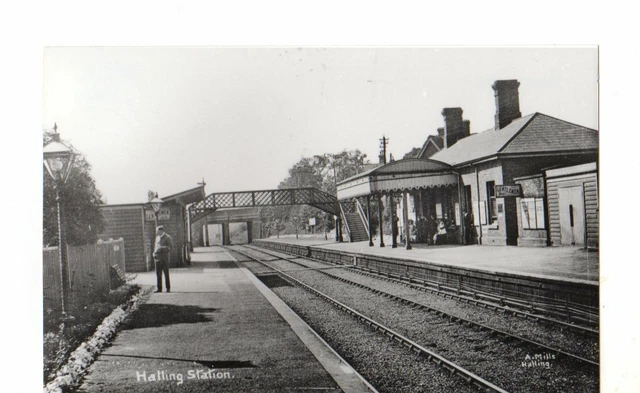 EISENBAHNFOTO SR SECRET Halling Station Kent Snodland Cuxton EUR 3,87 ...
