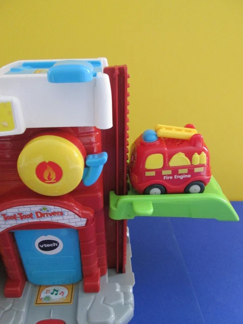 VTECH TOOT TOOT Drivers Fire Station ,Interactive Fire Engine,Lights ...