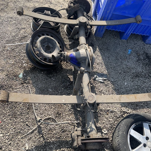 IVECO DAILY 2006-2014 Genuine Single Wheel Rear Axle - 7186886 £395.00 ...