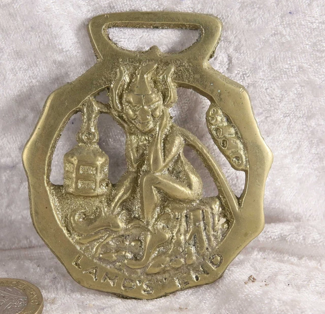 HORSE BRASS FEATURING Land's End Pixsy Pixie Cornwall £1.50 - PicClick UK
