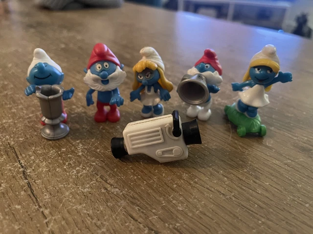 KINDER SURPRISE EGG Toy Smurfs and smurf mini camera 1990s Ferrero EUR ...