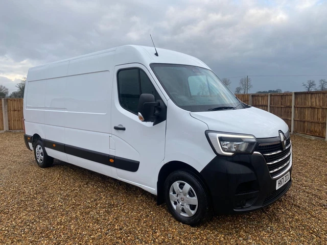 2021 RENAULT MASTER 2.3 dCi 35 Business+ FWD LWB Medium Roof Euro 6 4dr ...