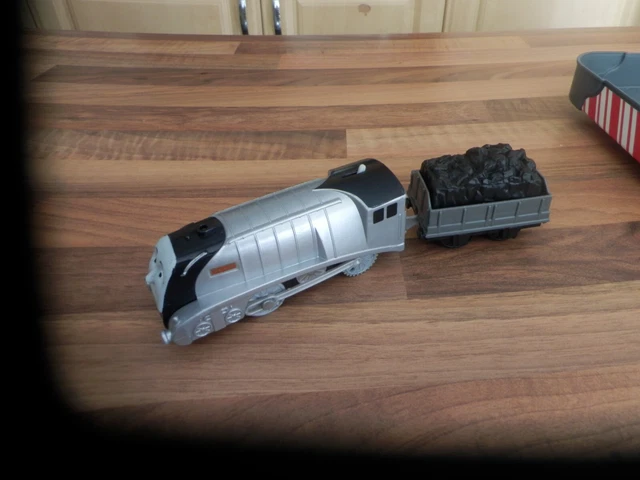 THOMAS TANK ENGINE & Friends Motorized Trackmaster Revolution Spencer ...
