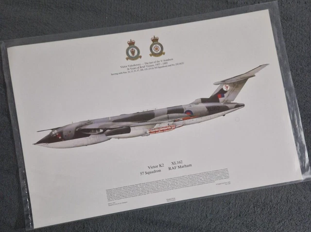 SQUADRON PRINT VICTOR K.2 XL162 57 Squadron RAF Marham Squadron Prints ...