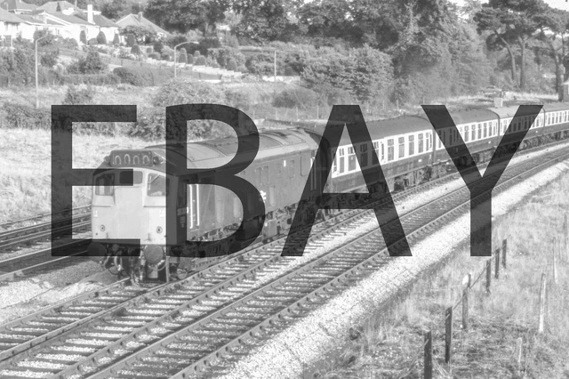 UK RAILWAY PHOTOGRAPH Of Class 25 25223. Rm25-372 £1.70 - PicClick UK