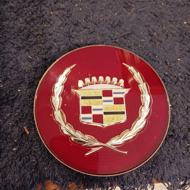 CADILLAC HUB CAP Center Wheel Emblem Wreath Logo Red Background $44.99 ...