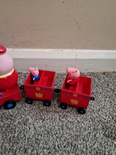 PEPPA PIG GRANDPA Pigs Talking Train & Figure Set George £9.99 ...