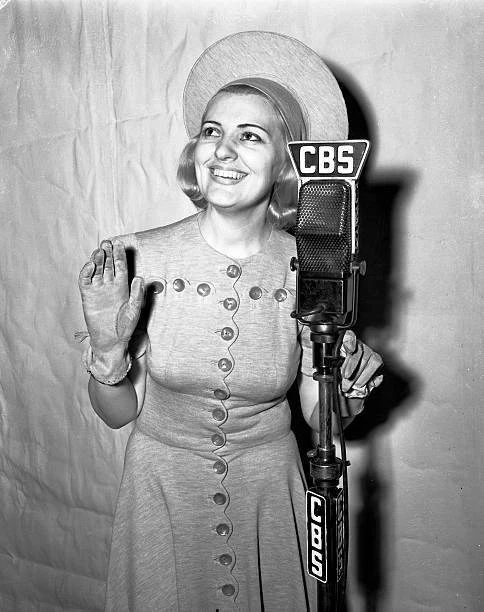 HELEN JEPSON 1938 American opera soprano singer OLD RADIO PHOTO $9.00 ...