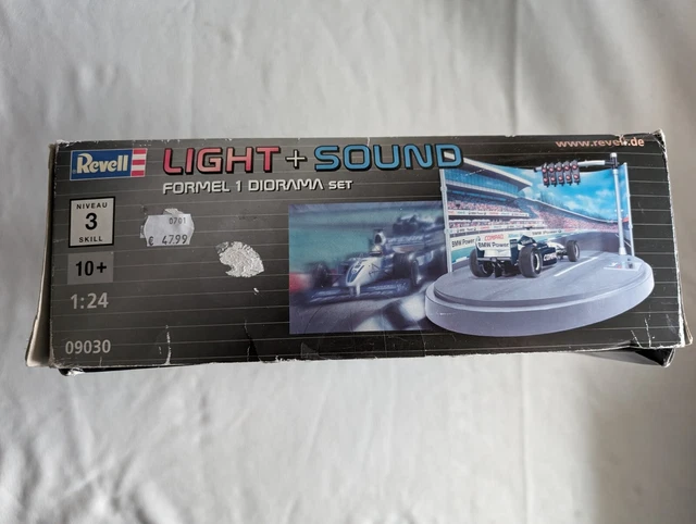 REVELL 09030 FORMEL 1 Diorama Set Light+Sound BMW-Williams FW23 in 1:24 ...