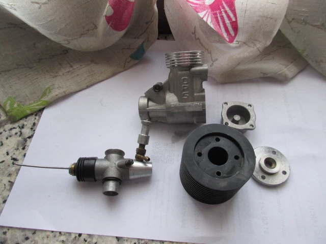 CARTER MOTORE MONOBLOCCO OPS 3,5 Vintage nitro engine Rc 1/8 ricambi ...