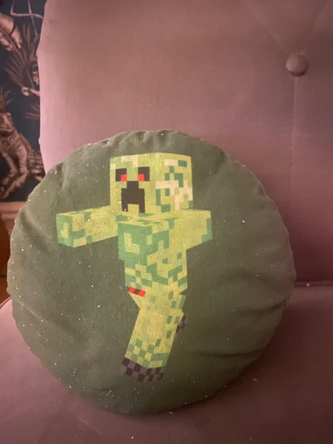 MINECRAFT THE CREEPER and pig official soft toys , 2 items £9.60 ...