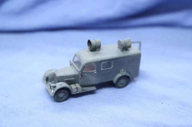 1:72 MODELL PANZER Phänomen Granit 25H Propagandawagen WH gebaut ...