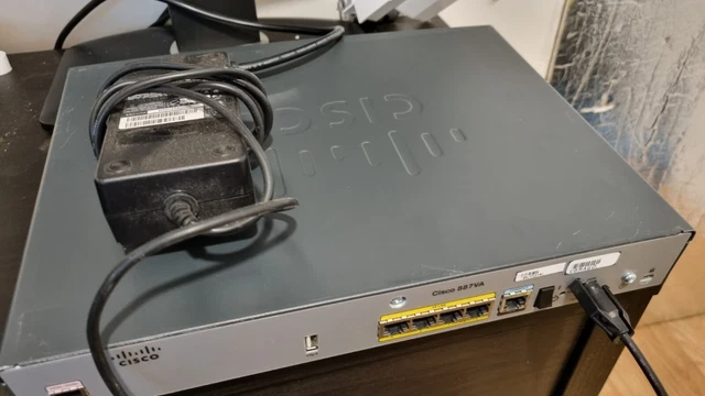 CISCO C887VA-K9 ISR VDSL2/ADSL2/2+ Router Integrated Services Router ...